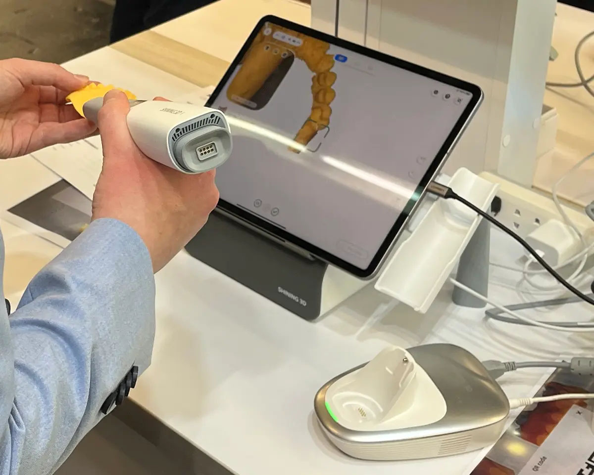 MetiSmile 3D Face Scanner de Shinning 3D - LEFILDENTAIRE magazine dentaire